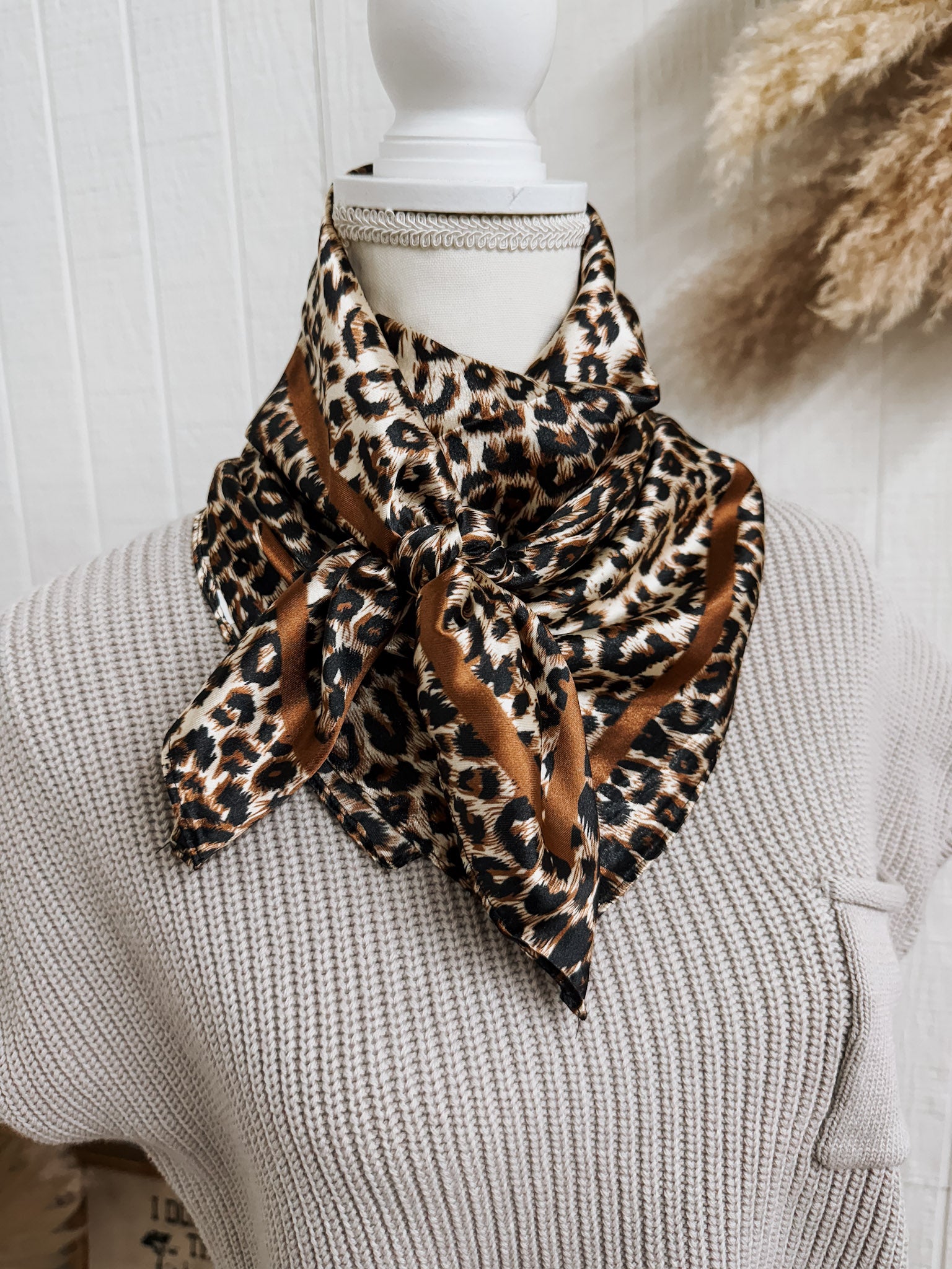 Wild Rag: Cheetah – Desert Down